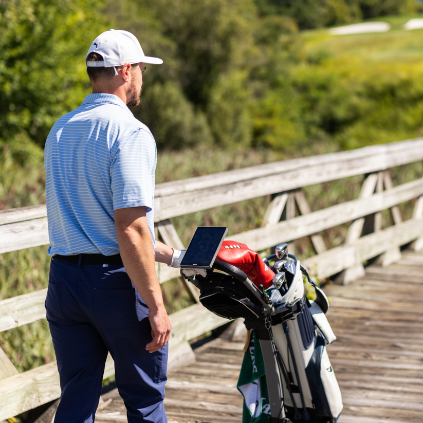 The Caddie – Pinned Golf